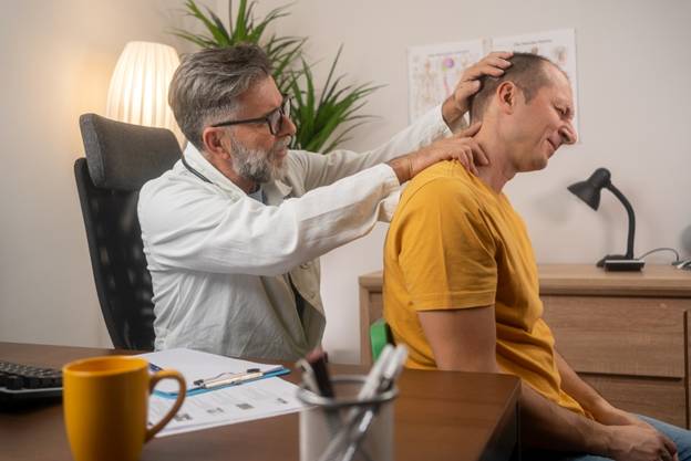 How NUCCA Chiropractic Can Relieve Neck and Back Pain